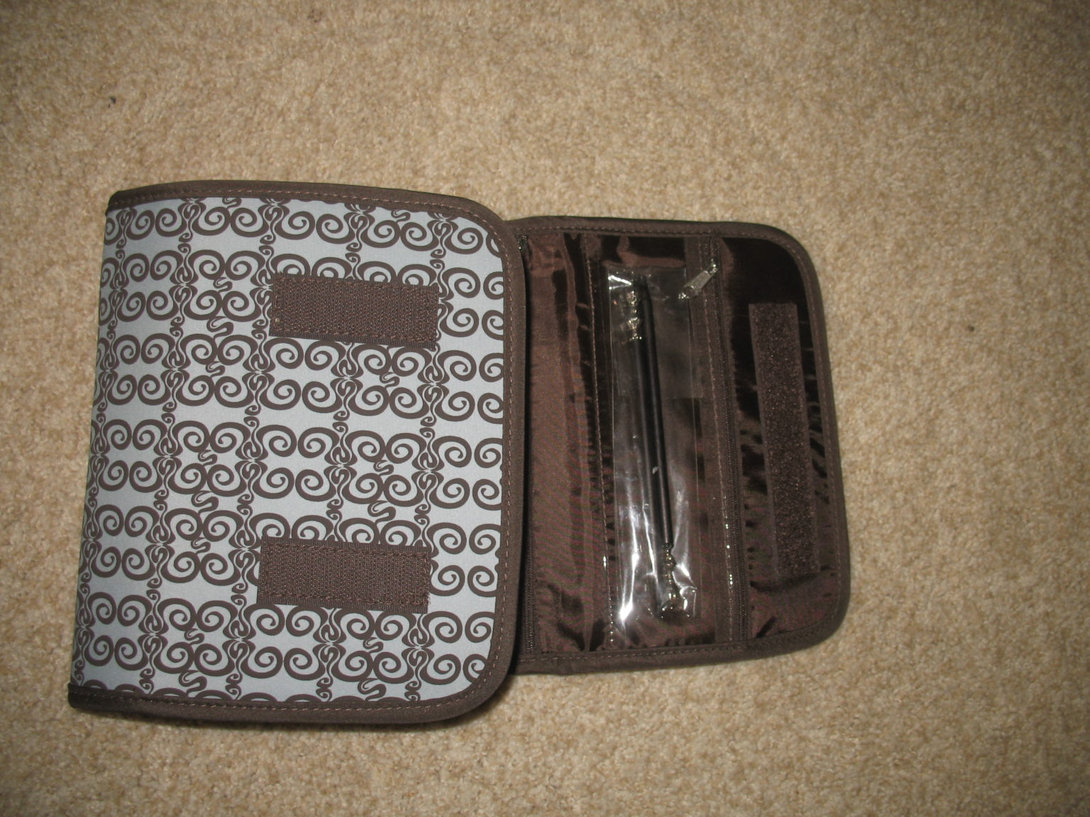 12 Brilliant Ideas for Beautifully Organizing your Hair Clips ...