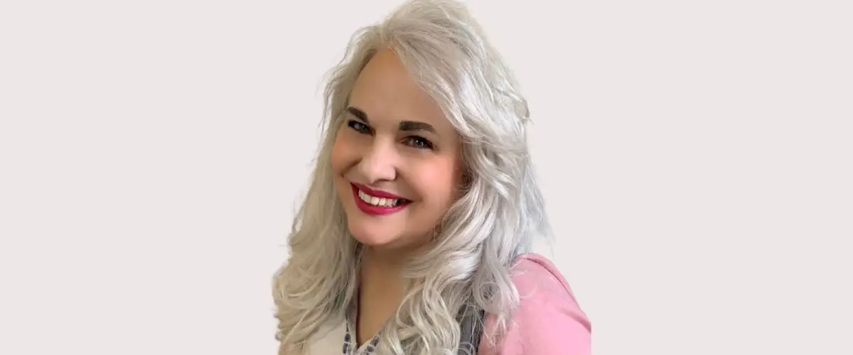 How To Use Dry Shampoo For Luscious Volume In Fine Gray Hair - Beautiful Life